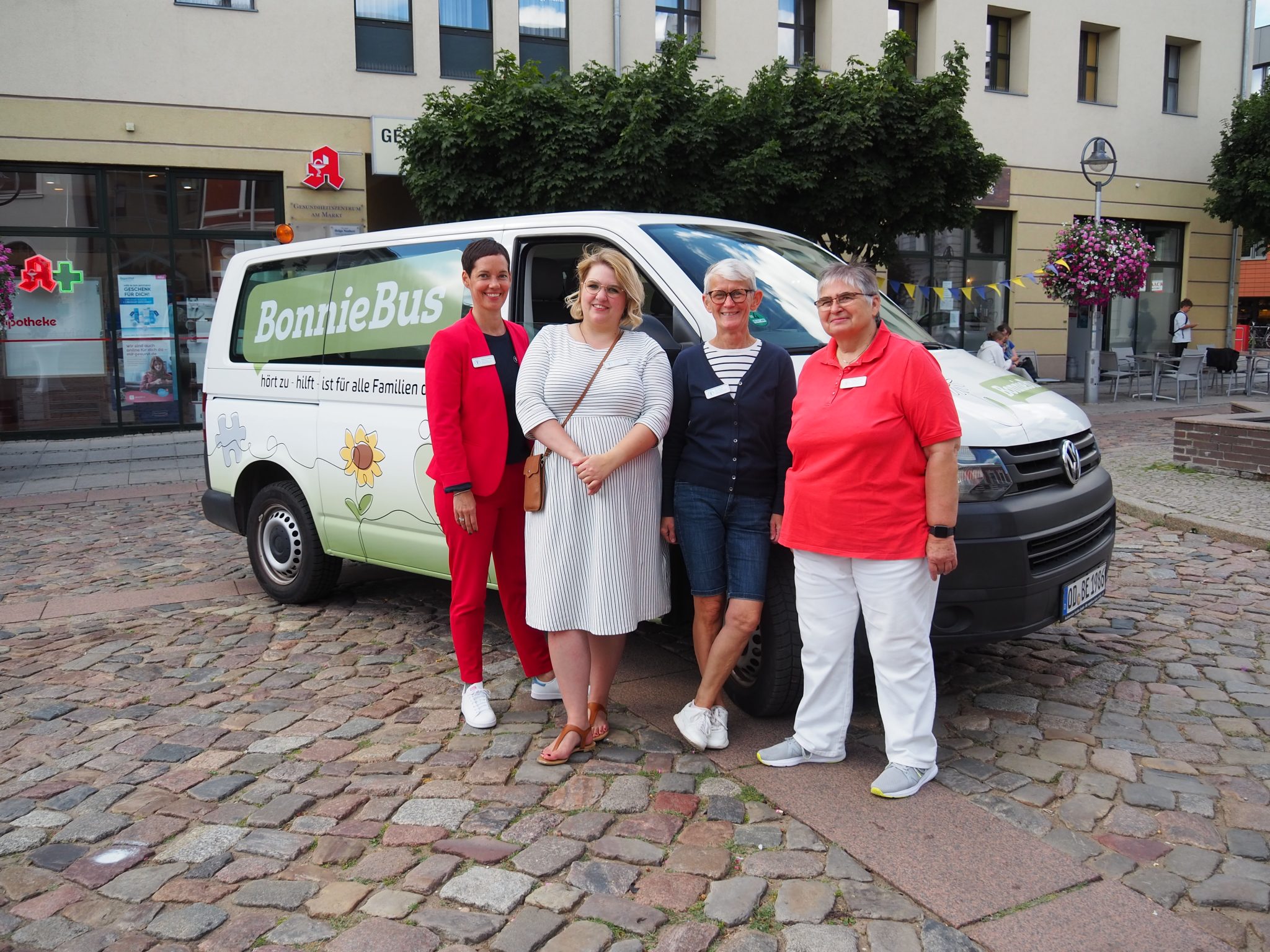 „Bonnie-Bus“ auf Jungfernfahrt